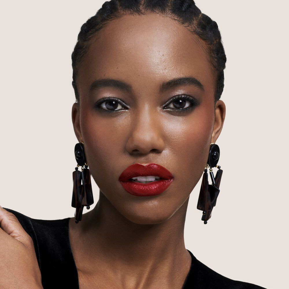 Signature Red Look - Signature Makeup Looks - Armani Beauty